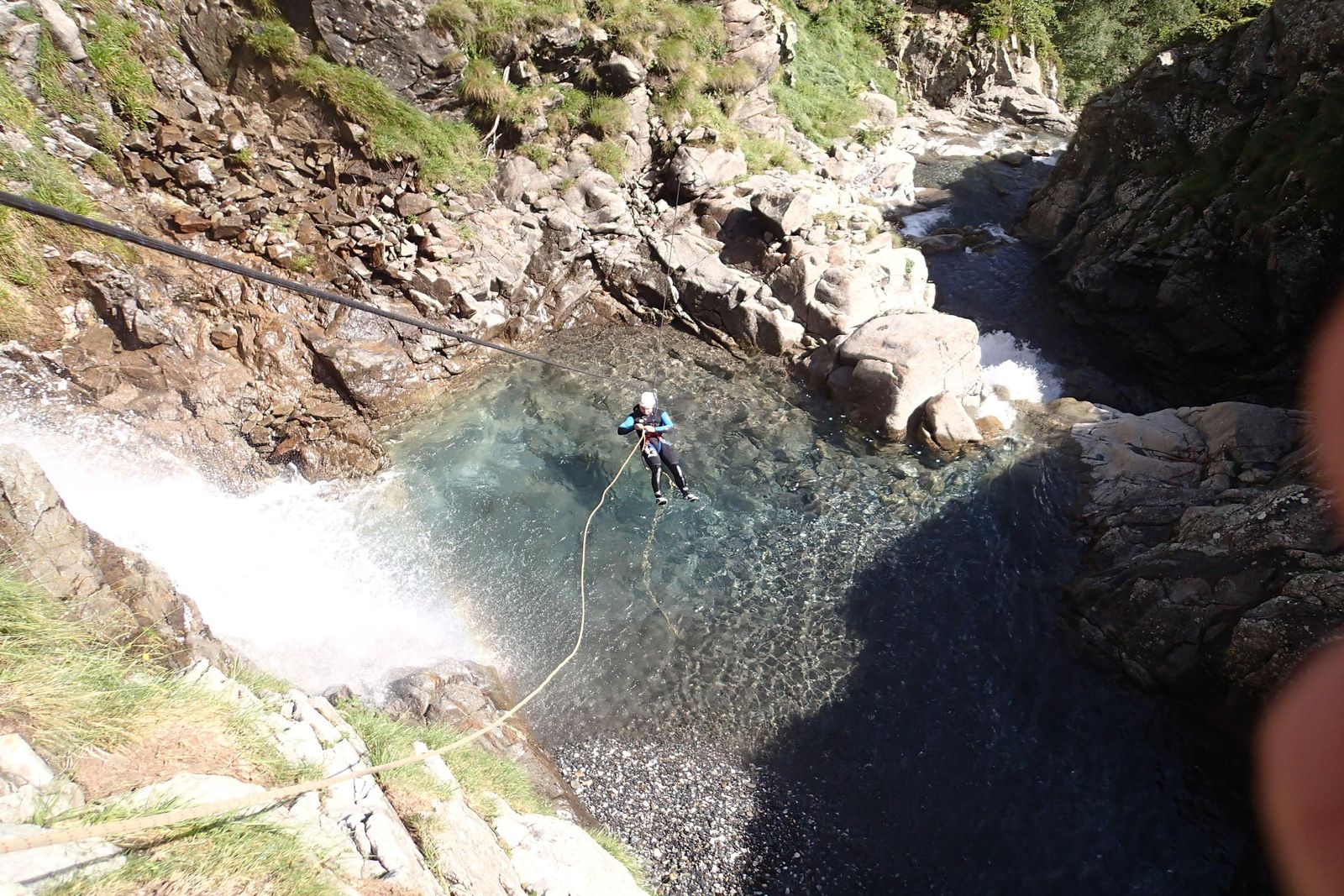 journée deux canyons à luz st sauveur - sauts, rappels, toboggans